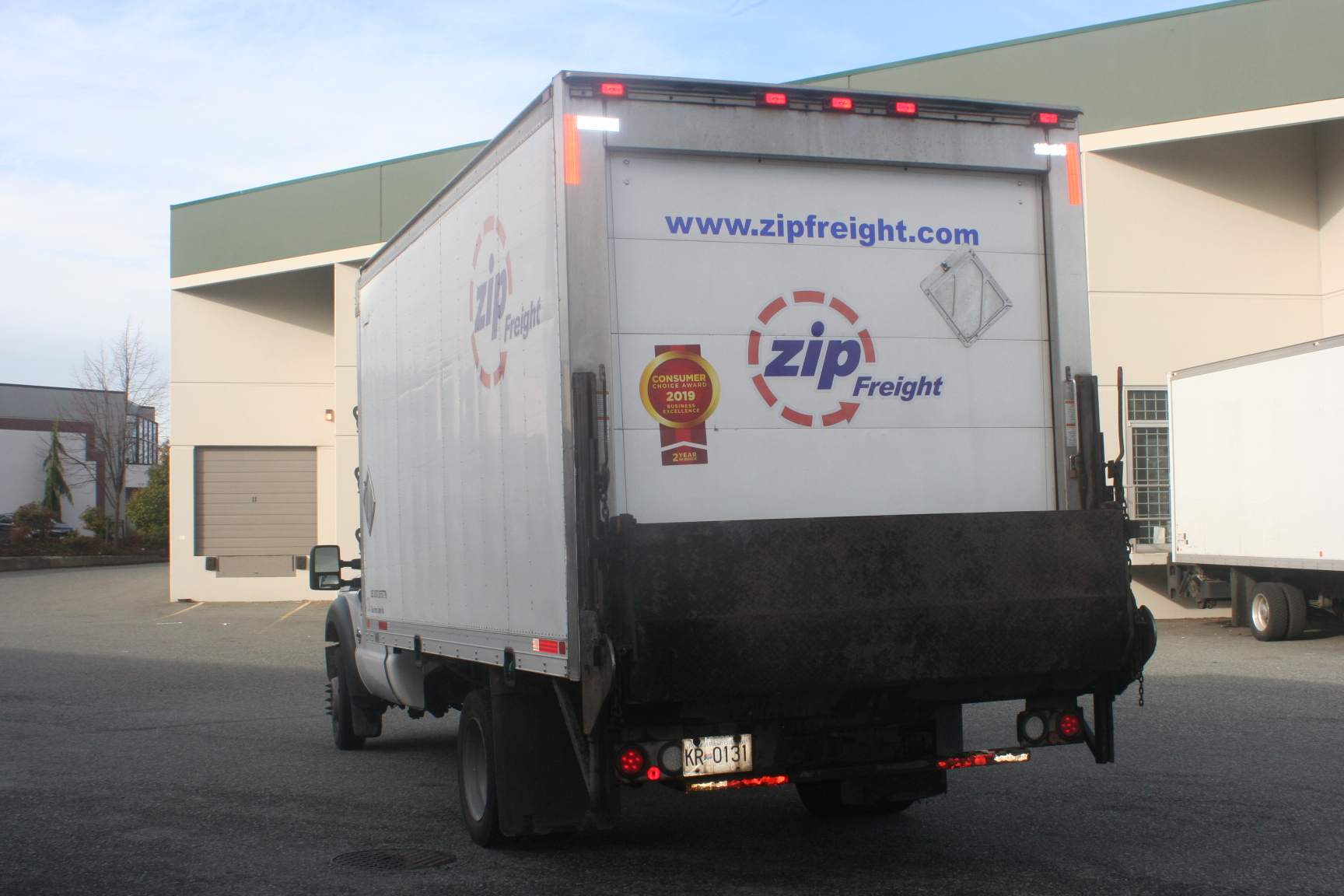 Professional Courier Service in North Vancouver | Zip Courier